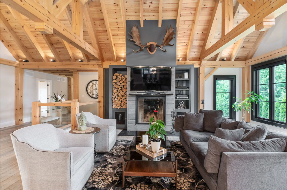 Warm & Magnificent Timber Frame Great Rooms